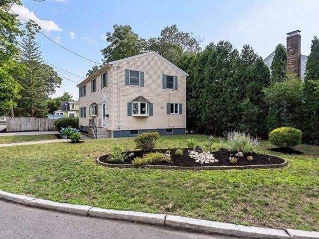 house with 4 bedroom, Arlington MA ES104445760