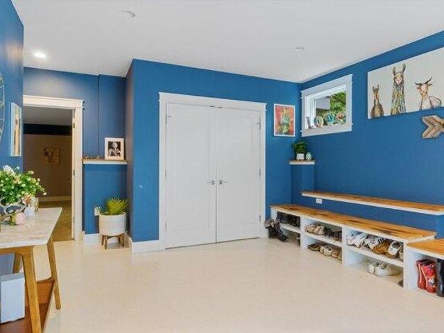 house with 4 bedroom, Arlington MA ES104513718