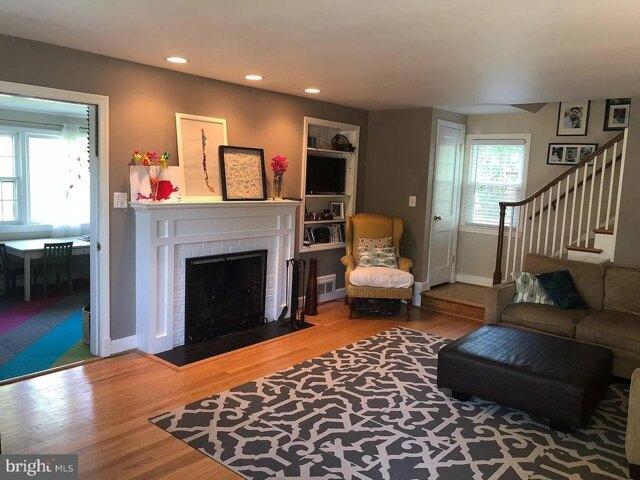 house with 4 bedroom, Arlington VA ES103601214