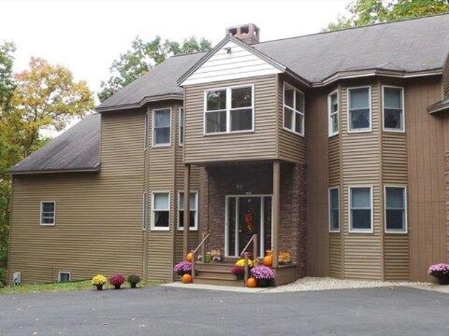 house with 4 bedroom, Athol MA DLS101896091