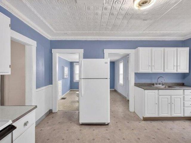 house with 4 bedroom, Athol MA ES105122616