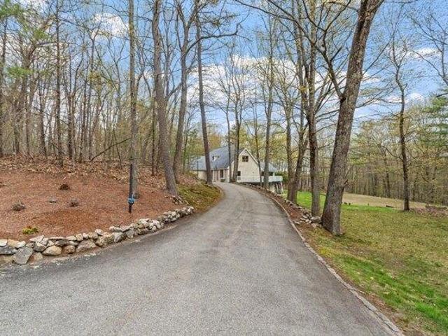 house with 4 bedroom, Atkinson NH DS102410284