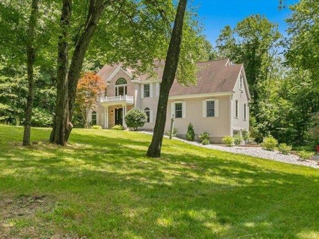 house with 4 bedroom, Atkinson NH DS104151478