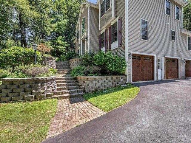 house with 4 bedroom, Atkinson NH DS104236602