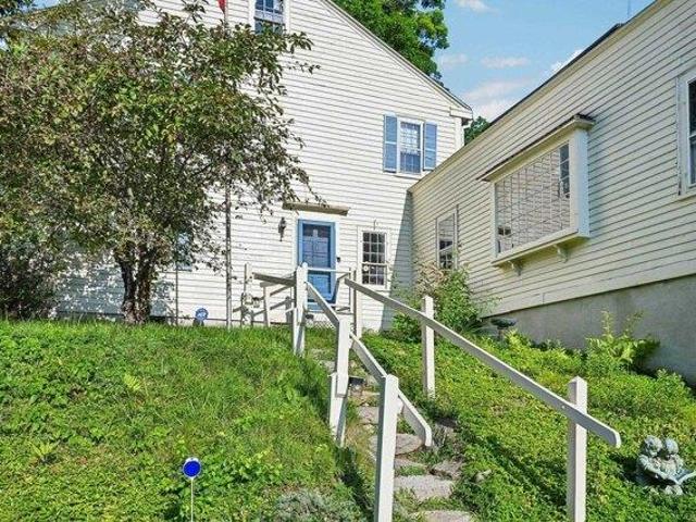 house with 4 bedroom, Atkinson NH ES105093037