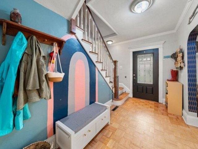house with 4 bedroom, Attleboro MA DLS102825634