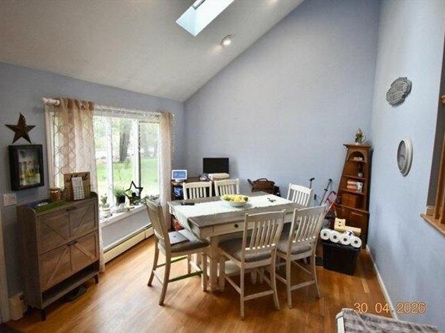 house with 4 bedroom, Attleboro MA DLS103125480