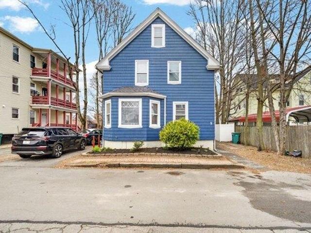 house with 4 bedroom, Attleboro MA DS102369882
