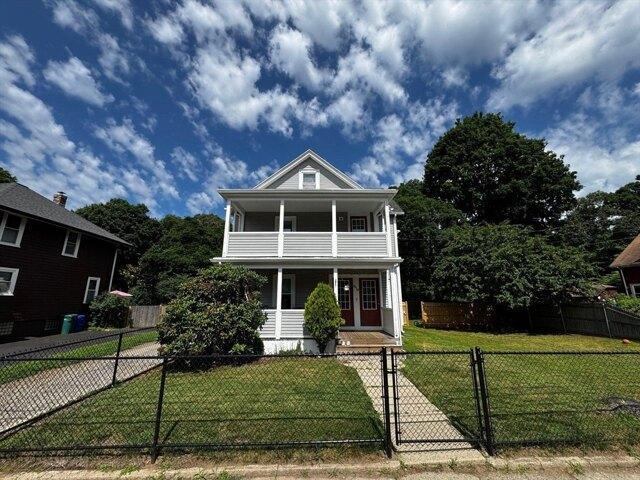 house with 4 bedroom, Attleboro MA ES103929480