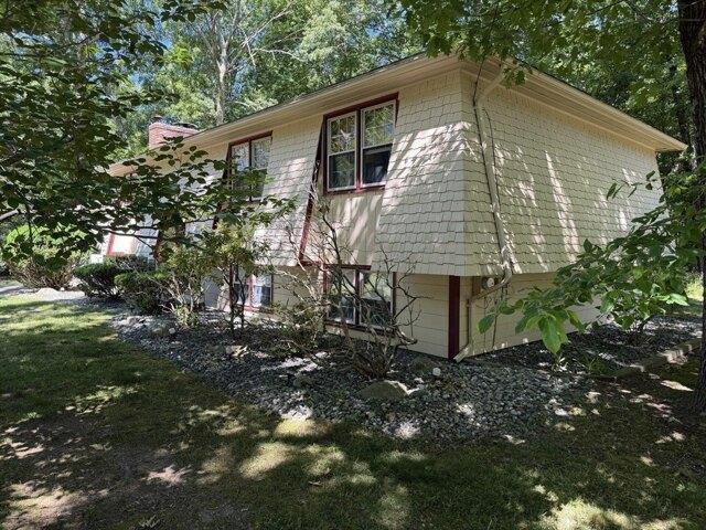 house with 4 bedroom, Attleboro MA ES104192975