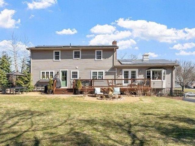 house with 4 bedroom, Auburn MA ES103494440