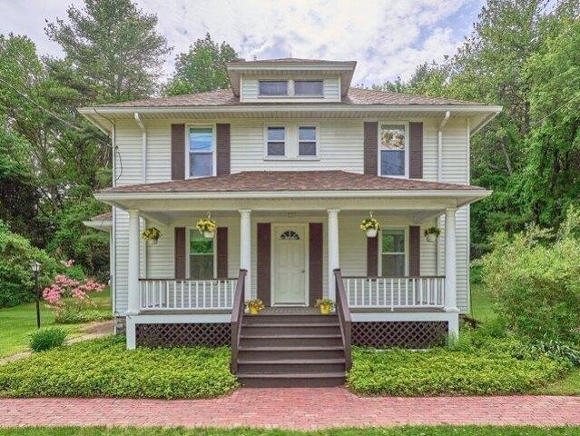 house with 4 bedroom, Auburn MA ES103931339