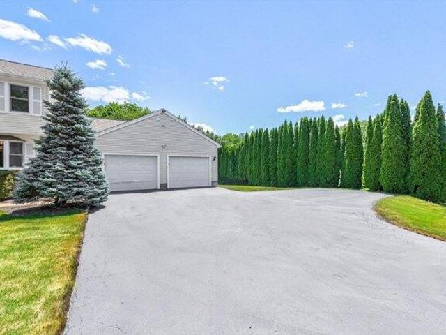 house with 4 bedroom, Auburn MA ES104790705