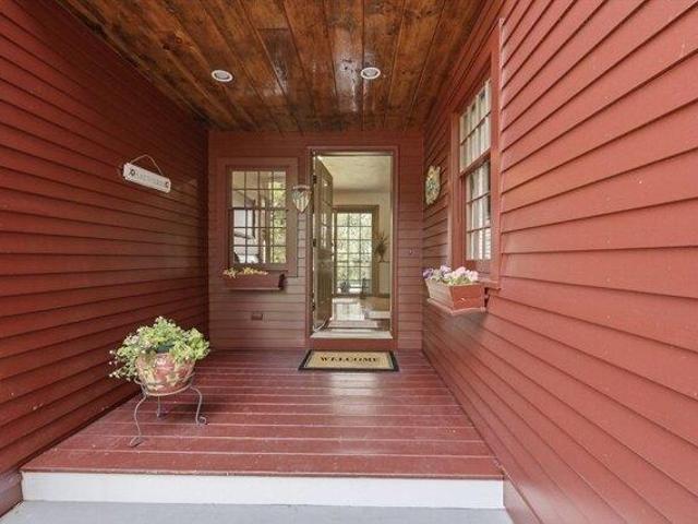 house with 4 bedroom, Auburn MA ES105093821