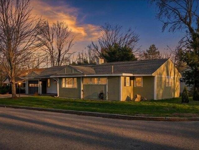 house with 4 bedroom, Auburn ME DS102119591