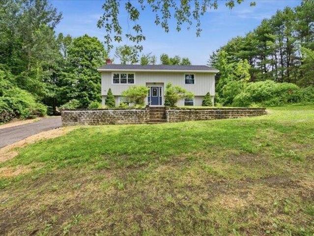 house with 4 bedroom, Auburn ME DS103849434