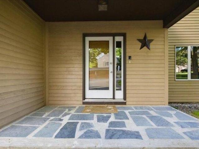 house with 4 bedroom, Auburn ME DS104075579