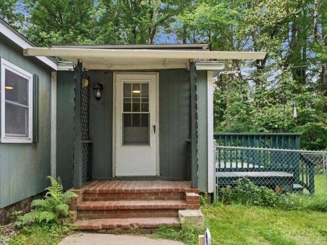 house with 4 bedroom, Auburn ME ES104788575