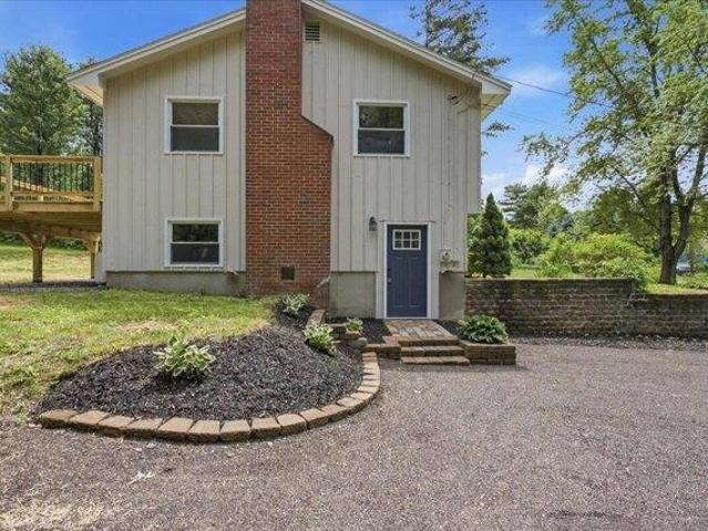 house with 4 bedroom, Auburn ME ES104112146