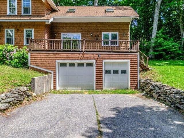 house with 4 bedroom, Auburn ME ES105116101