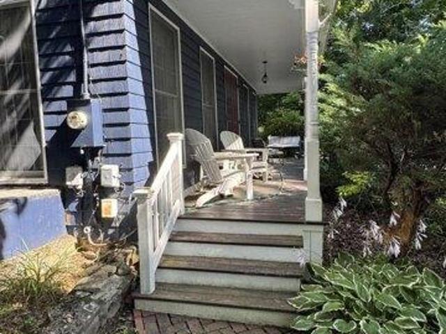 house with 4 bedroom, Auburn ME ES105127474