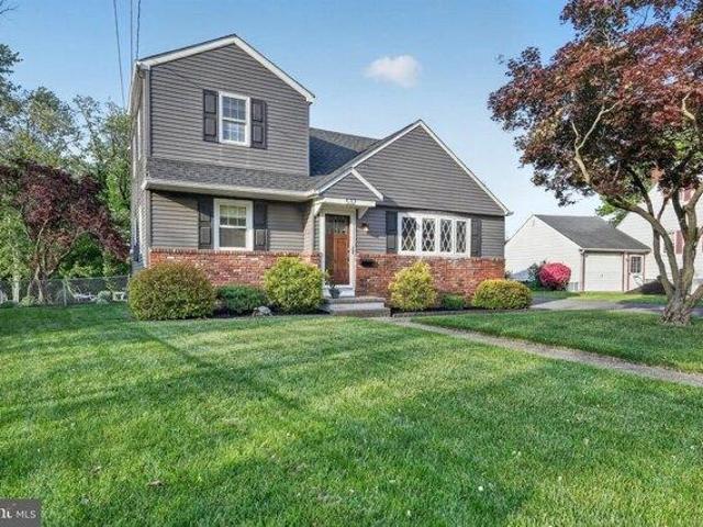 house with 4 bedroom, Audubon NJ DS102724862