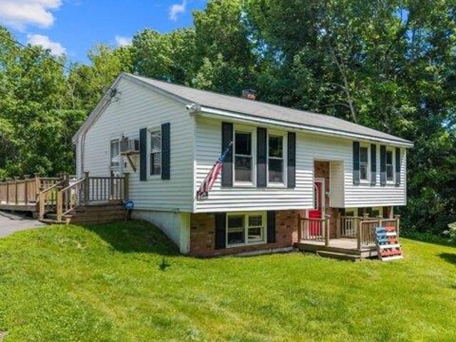 house with 4 bedroom, Augusta ME ES104077627