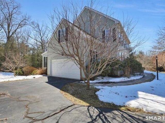 house with 4 bedroom, Avon CT DLS101575570