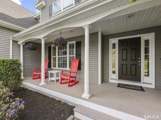 house with 4 bedroom, Avon CT DS102583872