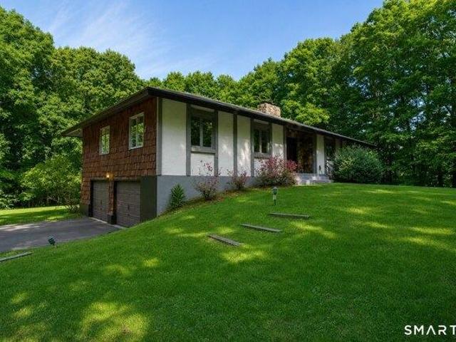 house with 4 bedroom, Avon CT DS103930817