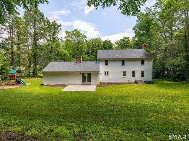 house with 4 bedroom, Avon CT ES104758513