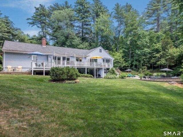 house with 4 bedroom, Avon CT ES104787942