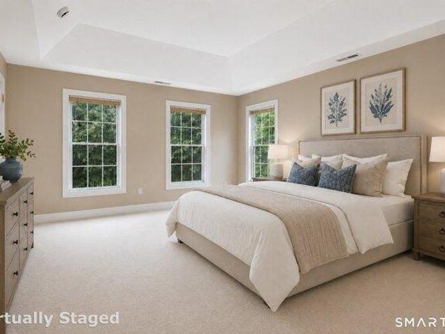 house with 4 bedroom, Avon CT ES105123690