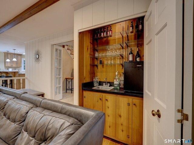 house with 4 bedroom, Avon CT ES105159005