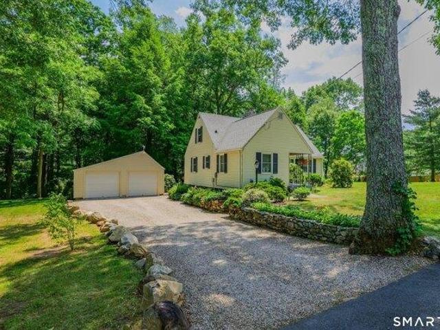 house with 4 bedroom, Avon CT ES103439241