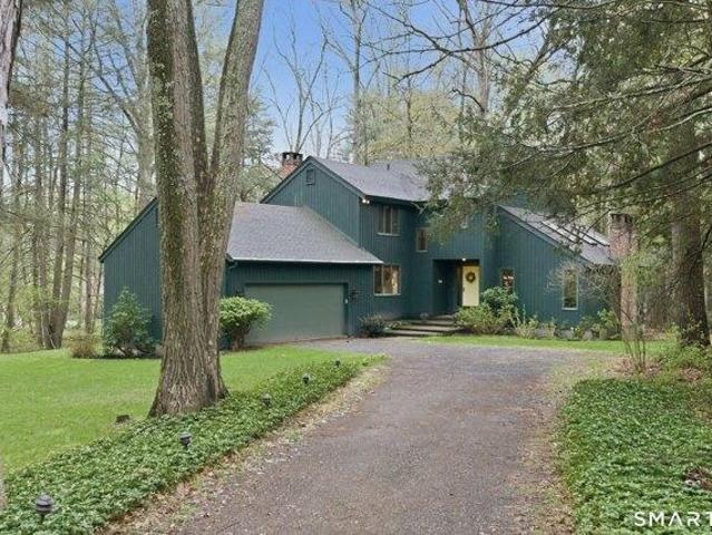 house with 4 bedroom, Avon CT ES103931110