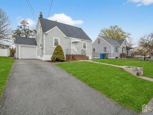 house with 4 bedroom, Avenel NJ DS102529335