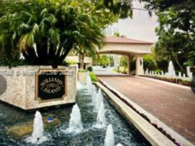 house with 4 bedroom, Aventura FL FL DS102396691
