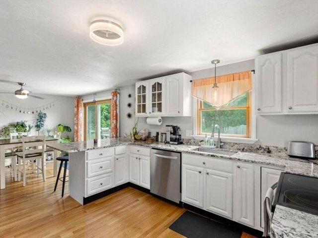 house with 4 bedroom, Ayer MA ES105125910