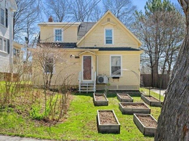 house with 4 bedroom, Bangor ME DS101934286
