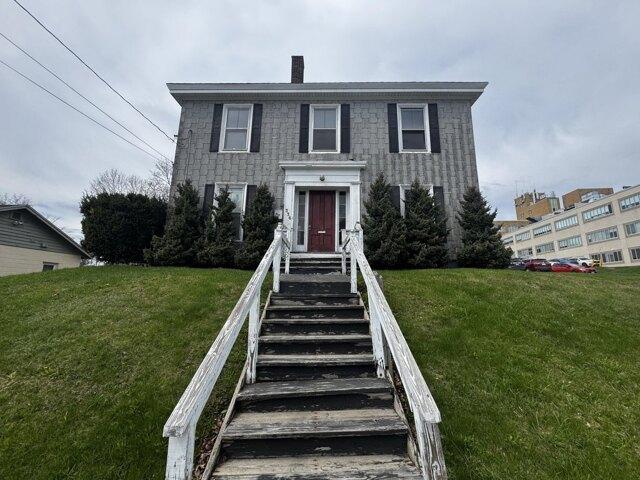 house with 4 bedroom, Bangor ME DS102028258