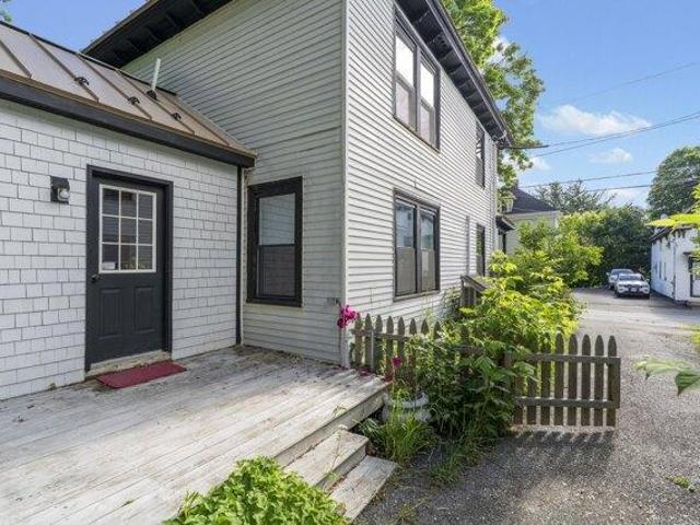 house with 4 bedroom, Bangor ME ES103849137