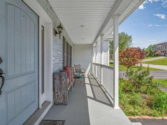 house with 4 bedroom, Bangor ME ES103162947