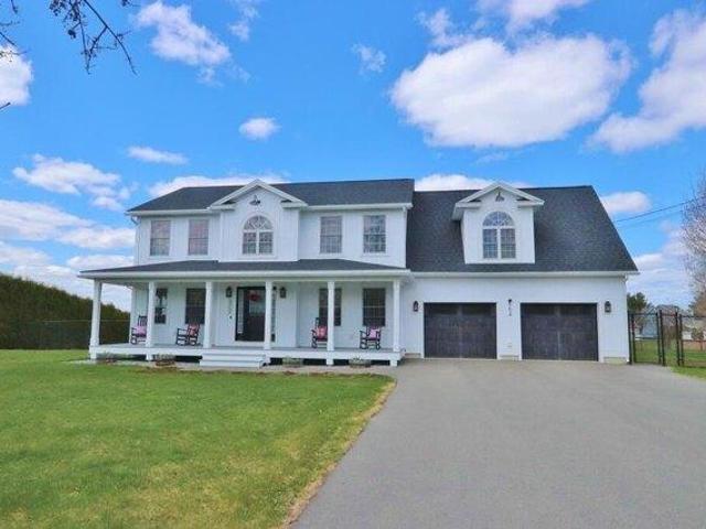 house with 4 bedroom, Bangor ME ES104481037