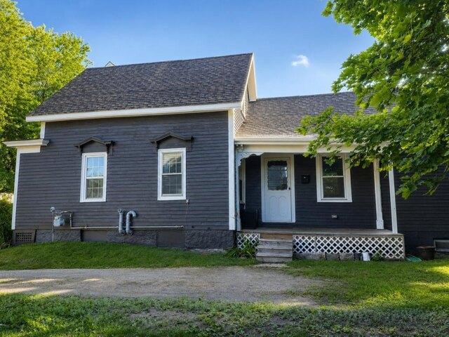 house with 4 bedroom, Bangor ME ES104607401