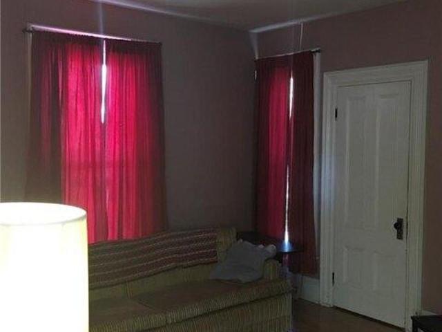 house with 4 bedroom, Bangor ME ES104115897