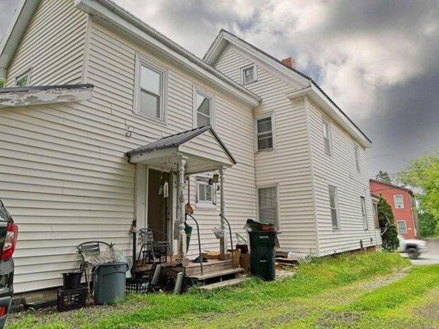house with 4 bedroom, Bangor ME ES104298548