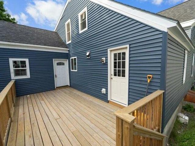 house with 4 bedroom, Bangor ME ES105141759
