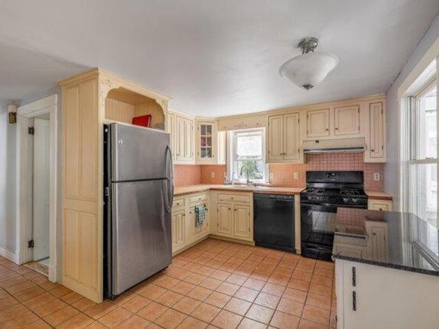 house with 4 bedroom, Bangor ME ES105160976