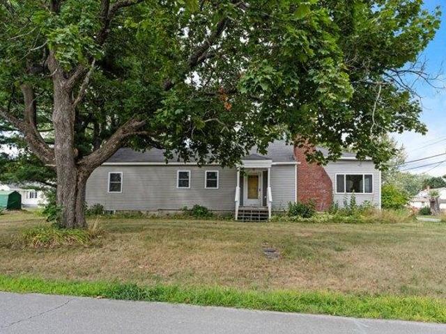 house with 4 bedroom, Bangor ME ES105173041